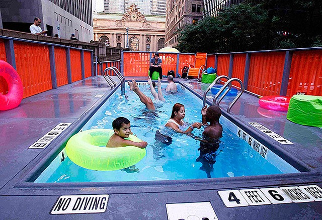 Garbage Dumpster Swimming Pools on the Streets of New York | Amusing Planet